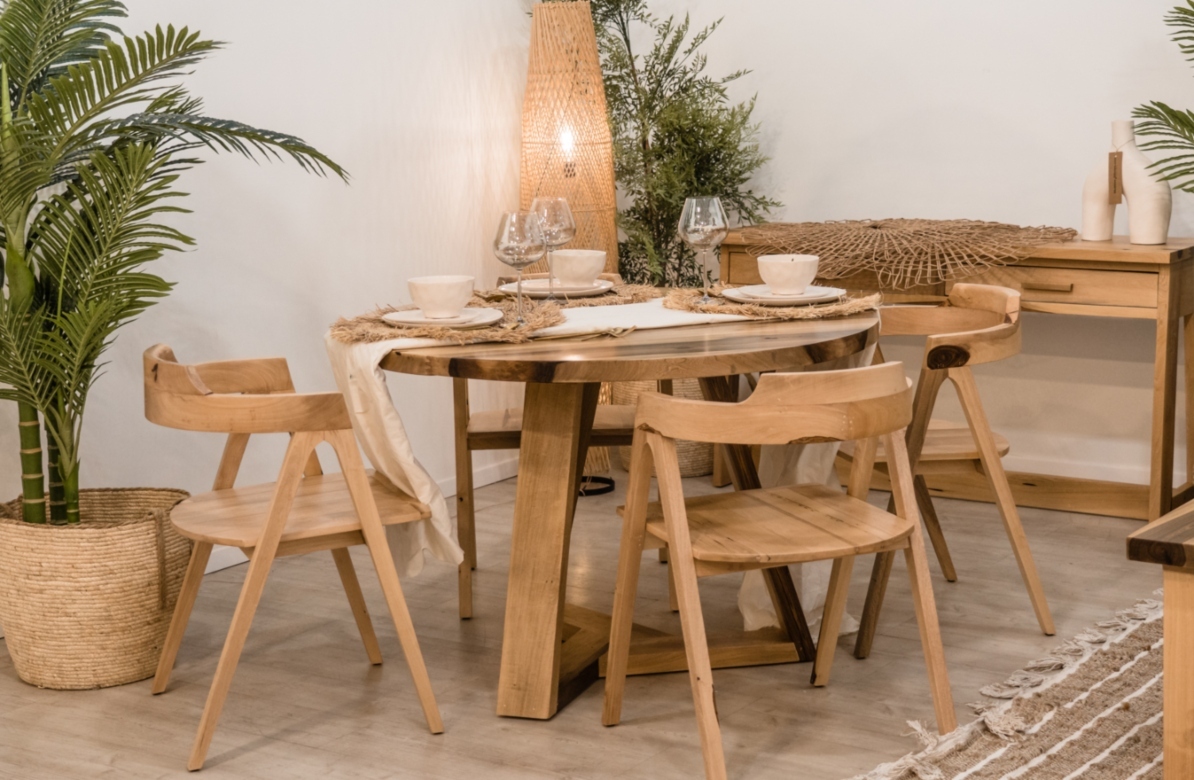 MESA MICHIGAN EN ABEDUL - Muebles y Sillones