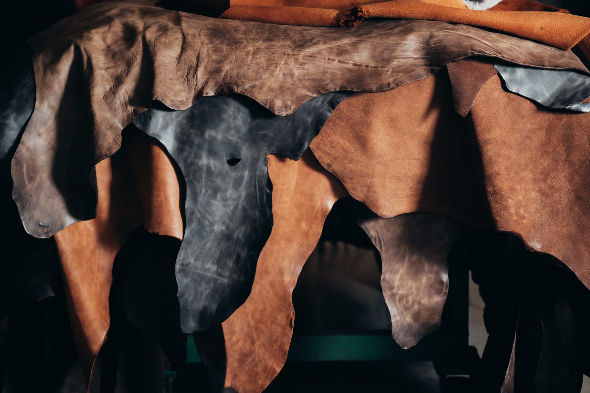 ¿Qué es el cuero curtido al vegetal? - Muebles y Sillones